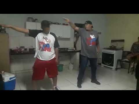 GRUPO MEGA FUNK  dançando um Smorf no aniversário da nossa amiga Michelly (28/12/2019)