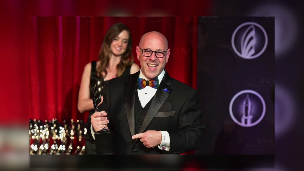 Kevin Hodes Receives 2019 EXPY Award - YouTube