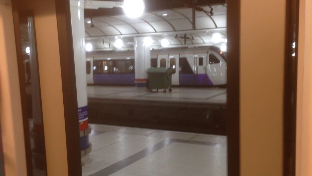 Class 360 doors close - YouTube