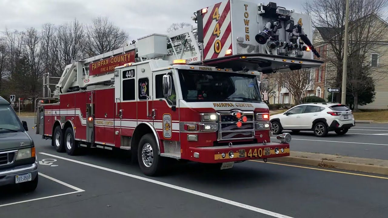 Fairfax County Tower 440 responding - YouTube