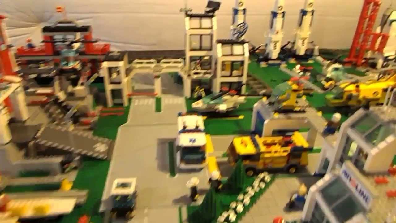 LEGO City Update - Airport/Race Track - YouTube