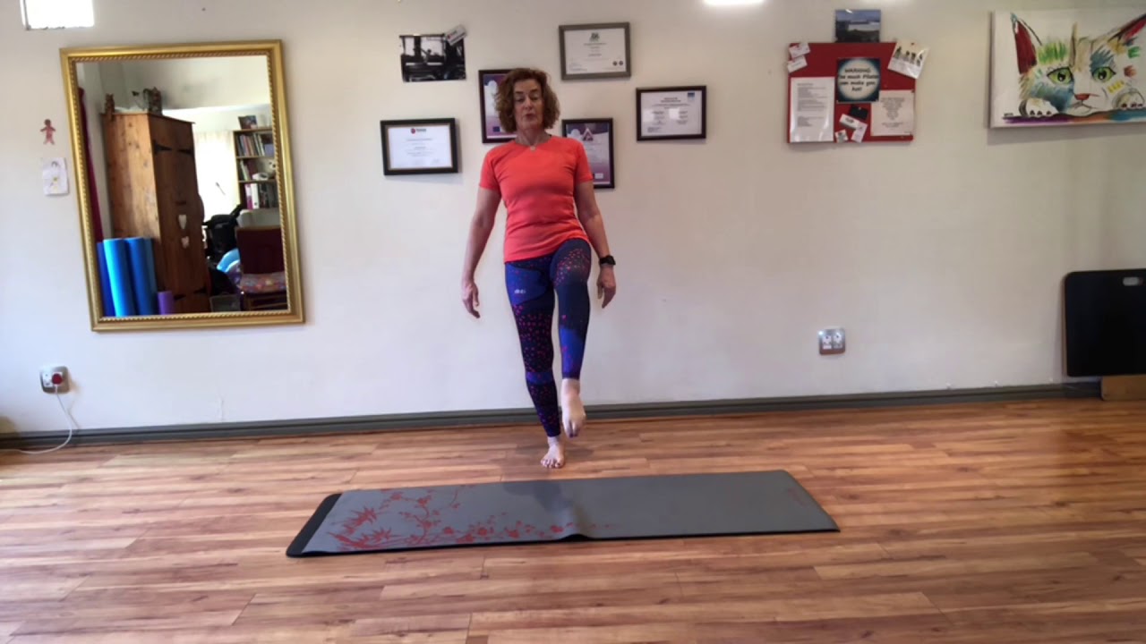 Leg extensions standing - YouTube
