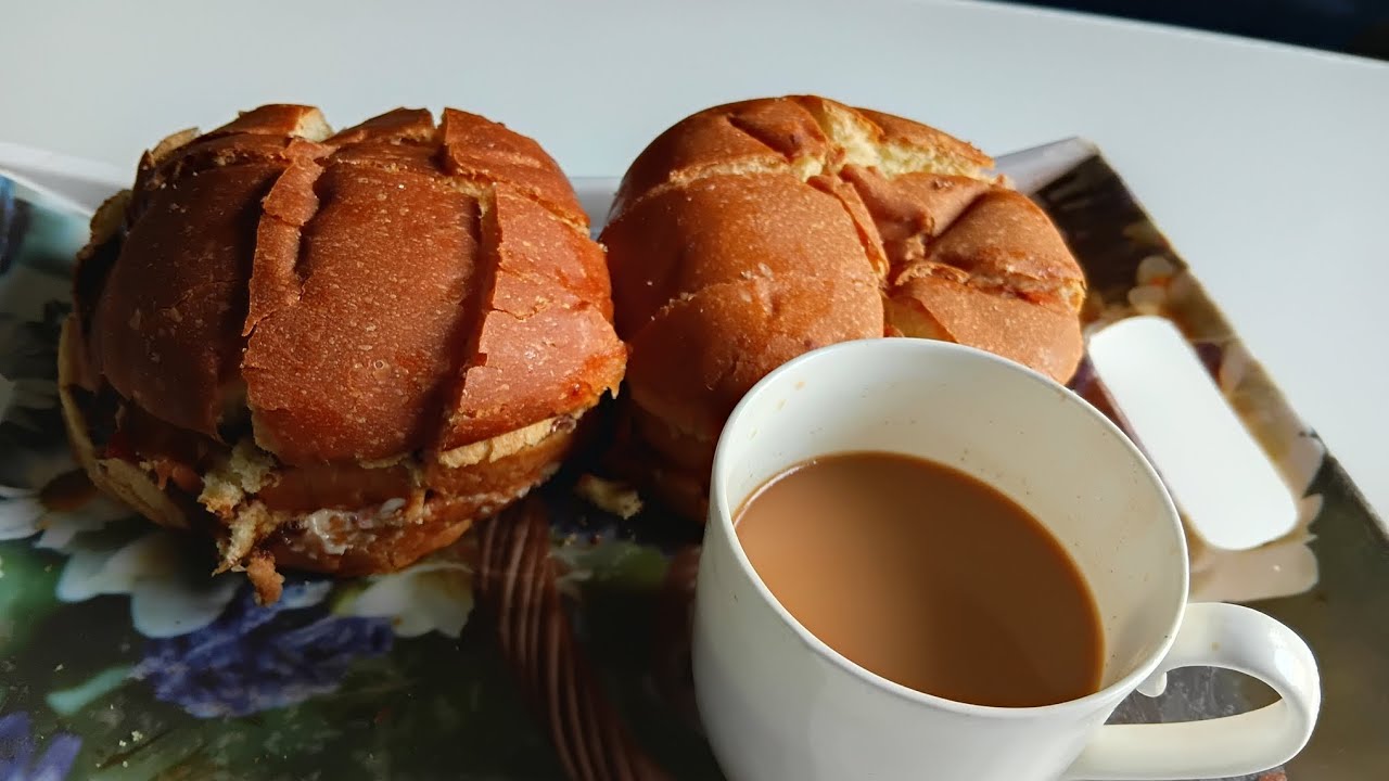 Breakfast recipe-7 Street Food Muska Bun 🍵 ☕️ 🫖 #Street Food #cafeteria ...