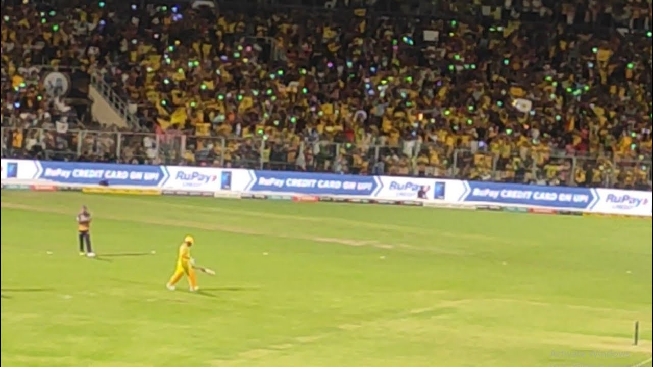 Ms Dhoni Entry In Eden Gardens Kolkata | CSK vs KKR | Crowd Chanting ...