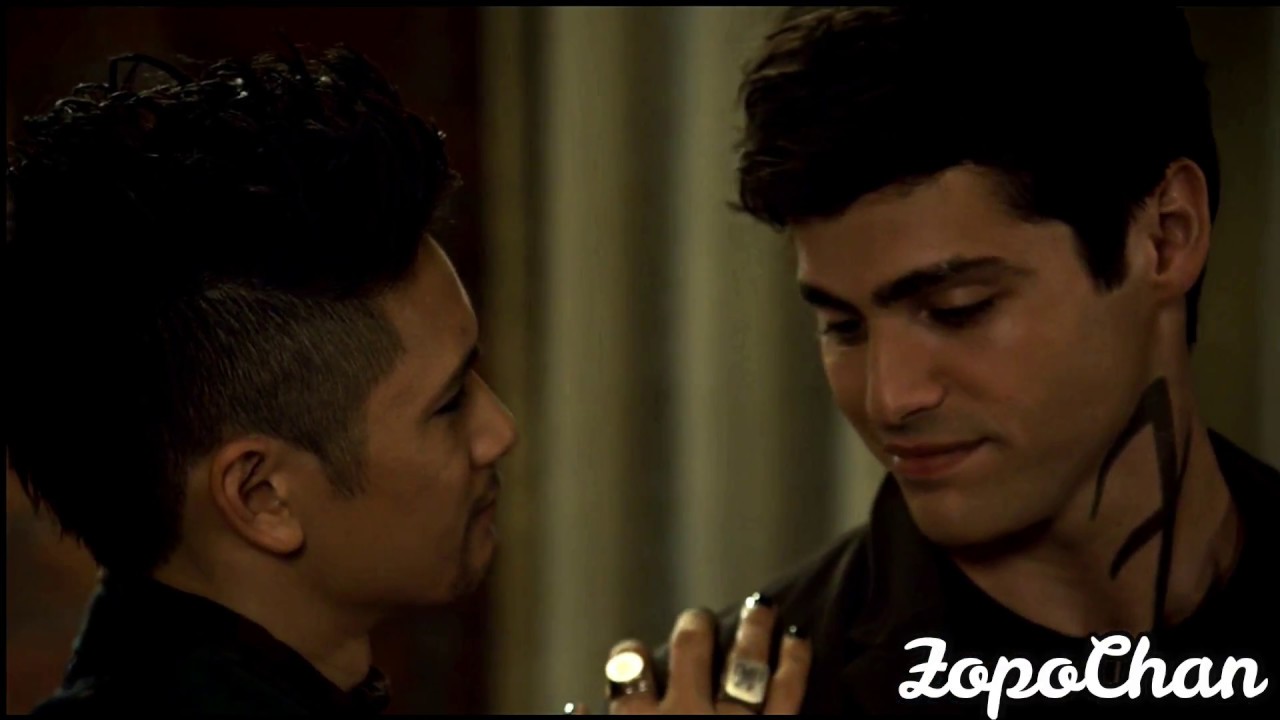 Malec scenes II 3x04 - YouTube