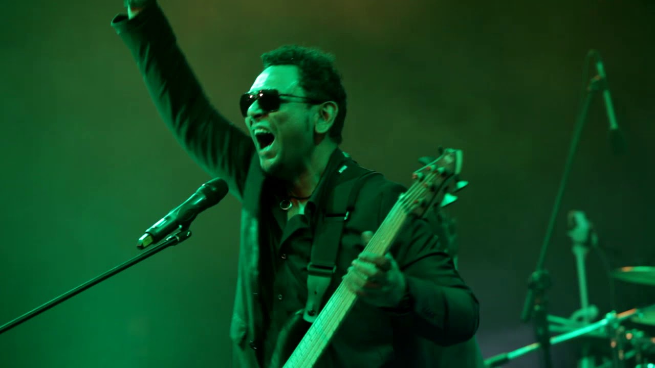 Aurthohin - Nikkrishto [Live at RockNation 3] - YouTube