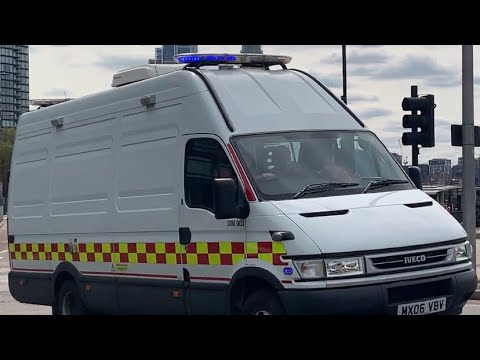 Awesome 06(2006) plate Iveco daily DIM unit owned by the LFB and crewed ...