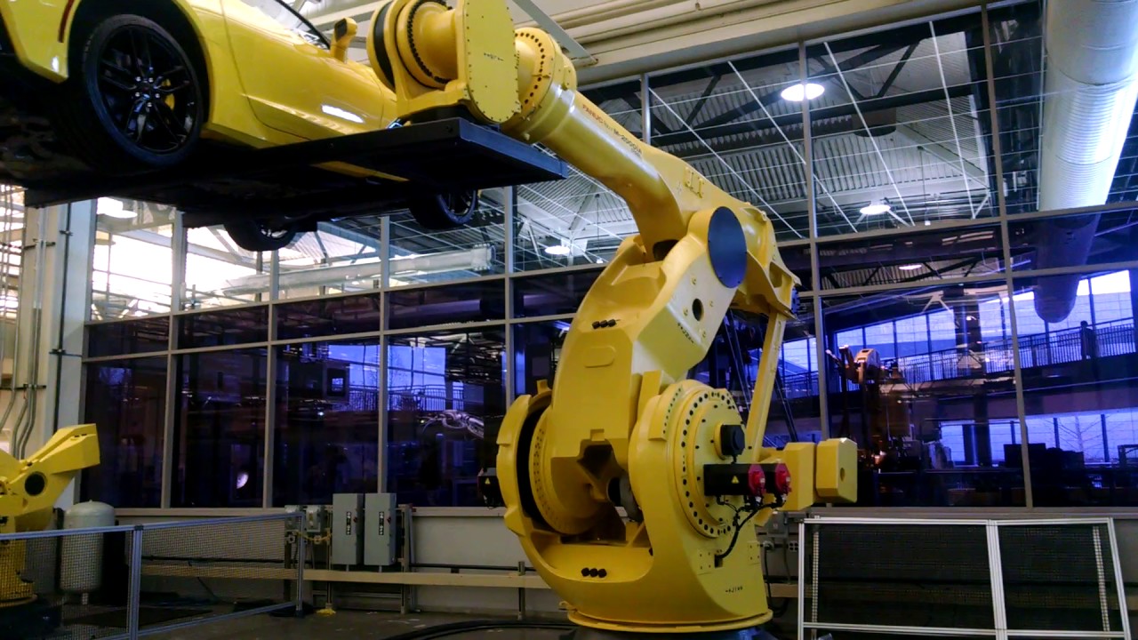 FANUC Corvette on M-2000 1700KG - YouTube