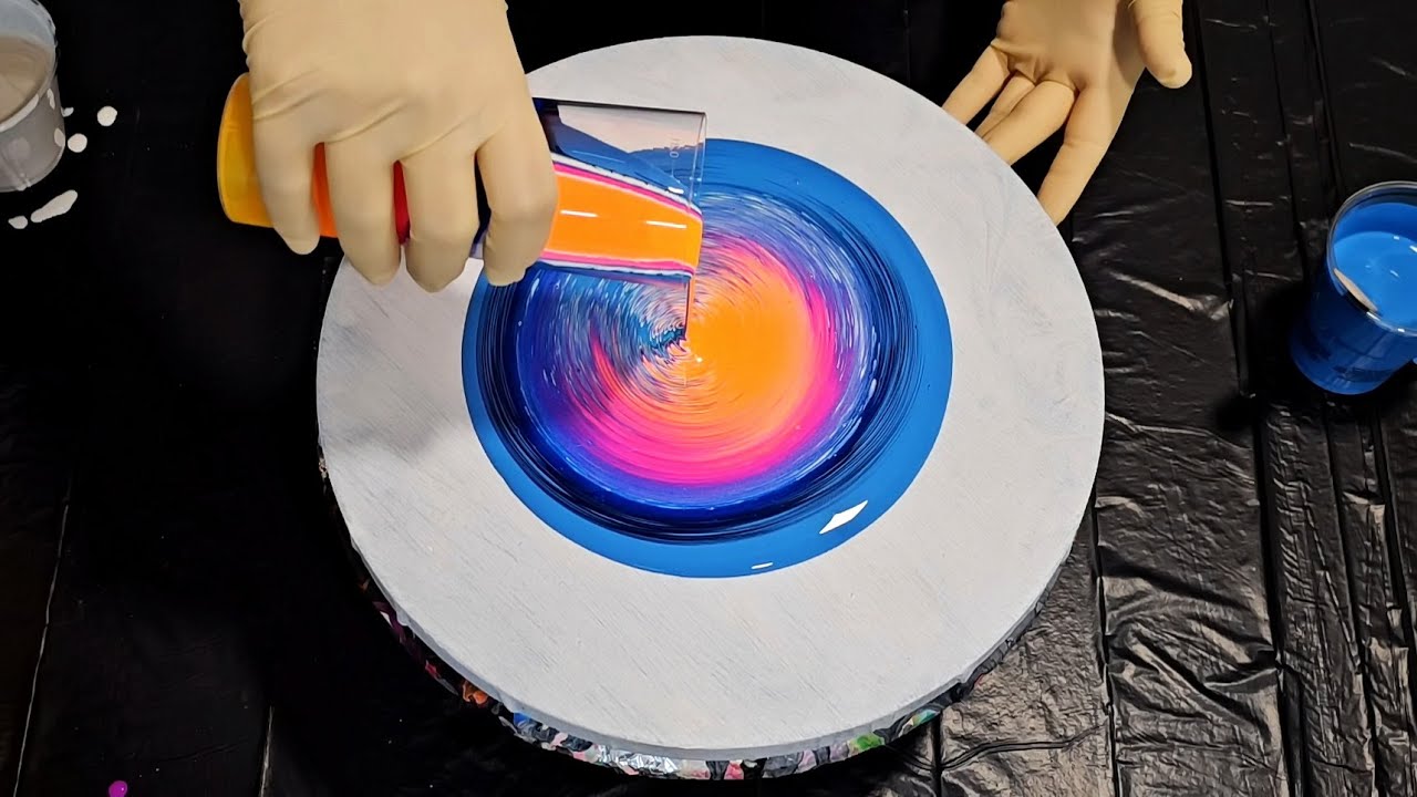 🌅 CREATE a STUNNING Cloud Pour with Sunset Colors! 🎨 - YouTube