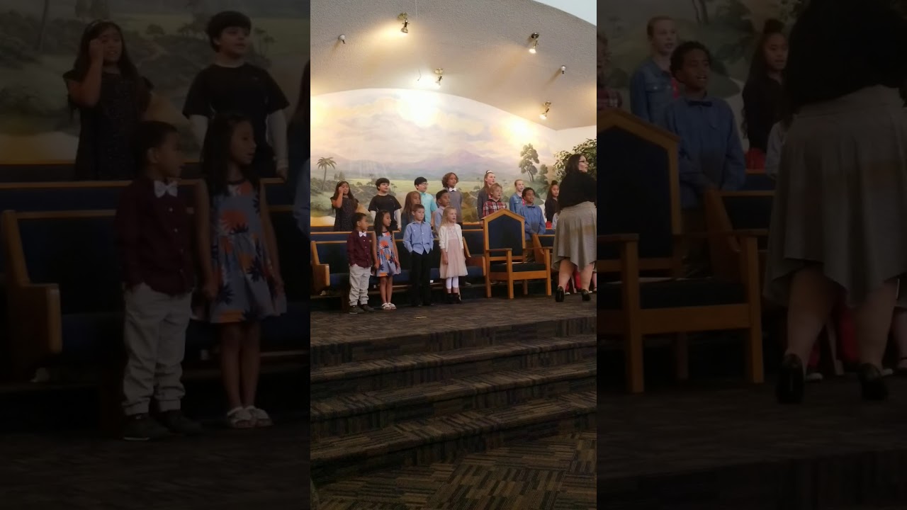 Riverview Christian Academy singing for our Veterans and Troops (11/09 ...