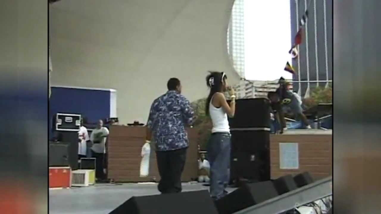 Aaliyah & Timbaland ~ Live On Stage (Original Audio) - YouTube