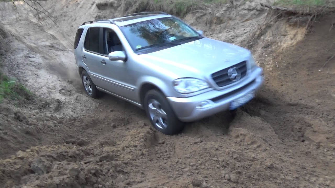 Mercedes ML CDI offroad 4X4 - YouTube