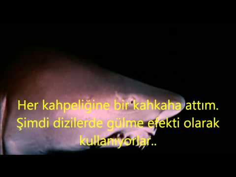 Her kahpeliğine bir kahkaha attım, şimdi dizilerde gülme efekti olarak kullanıyorlar..