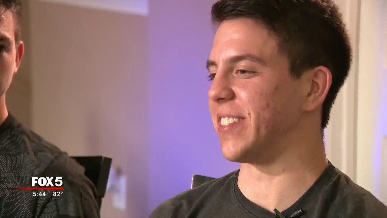 Georgia twins share transition story - YouTube