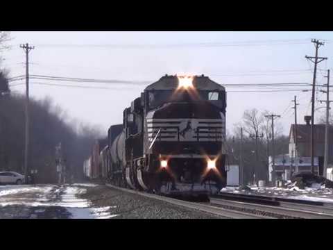 NS SD60M 6800 Leads (1/3 Remaining NS SD60Ms) CSX Q560-12! - YouTube