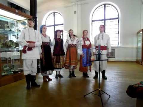 Божичі. Страдальная мати