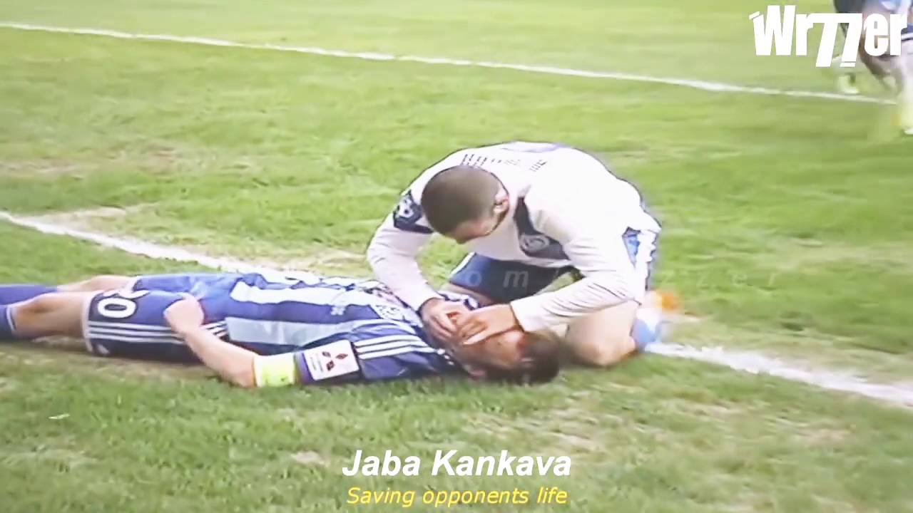 Football Respect The most Beautiful moments of football It's All About ...