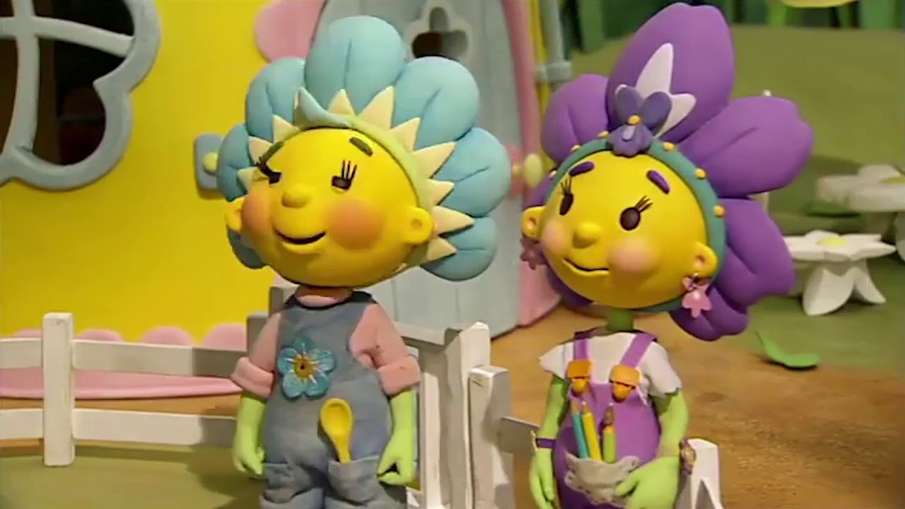 Fifi and The Flowertots | Fifis Scarecrow | Cartoon For Children 🌻 ...