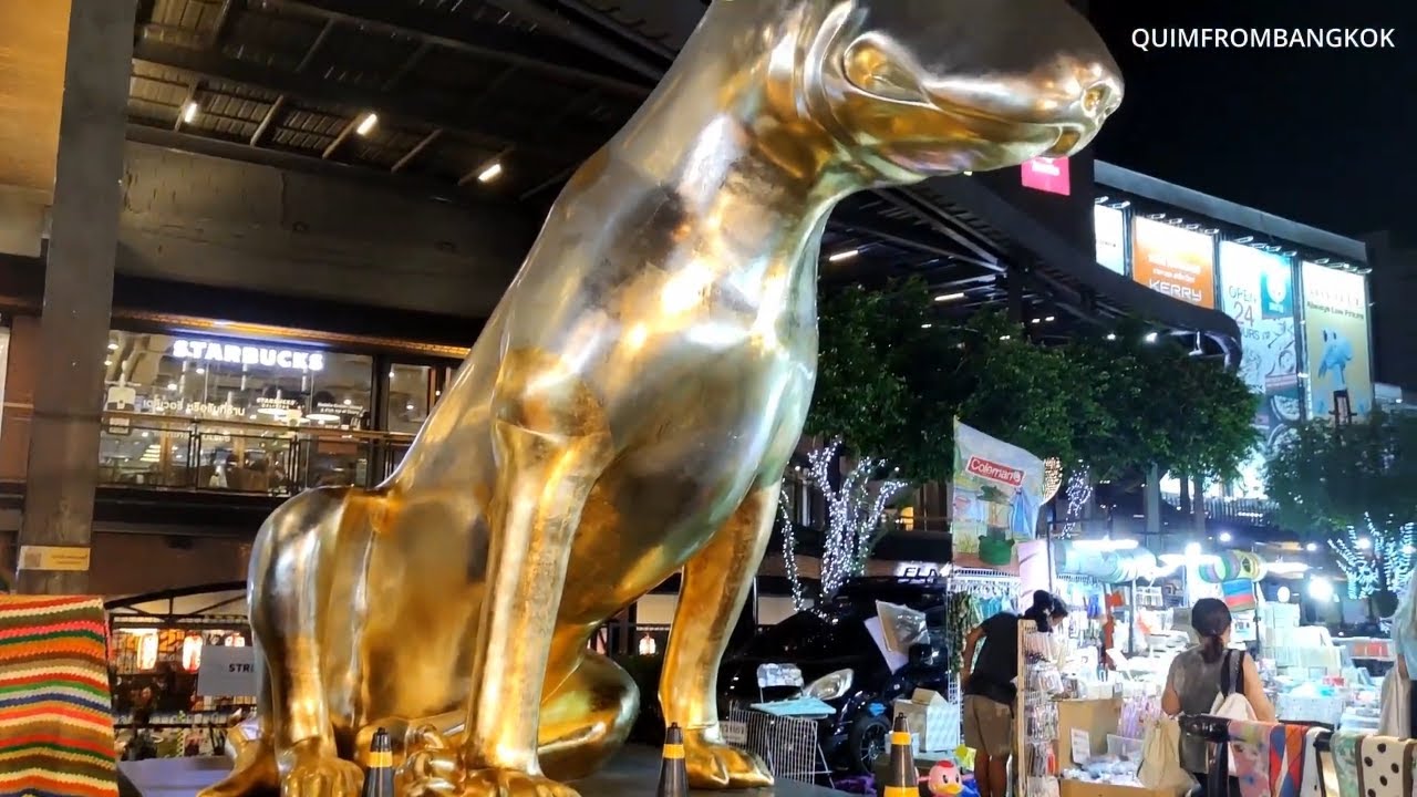 THE STREET RATCHADA NIGHT MARKET - YouTube