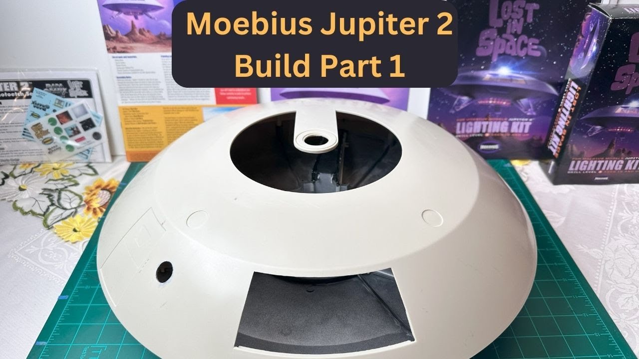 Moebius 1:35 Scale Jupiter 2 Build Part 1 - YouTube