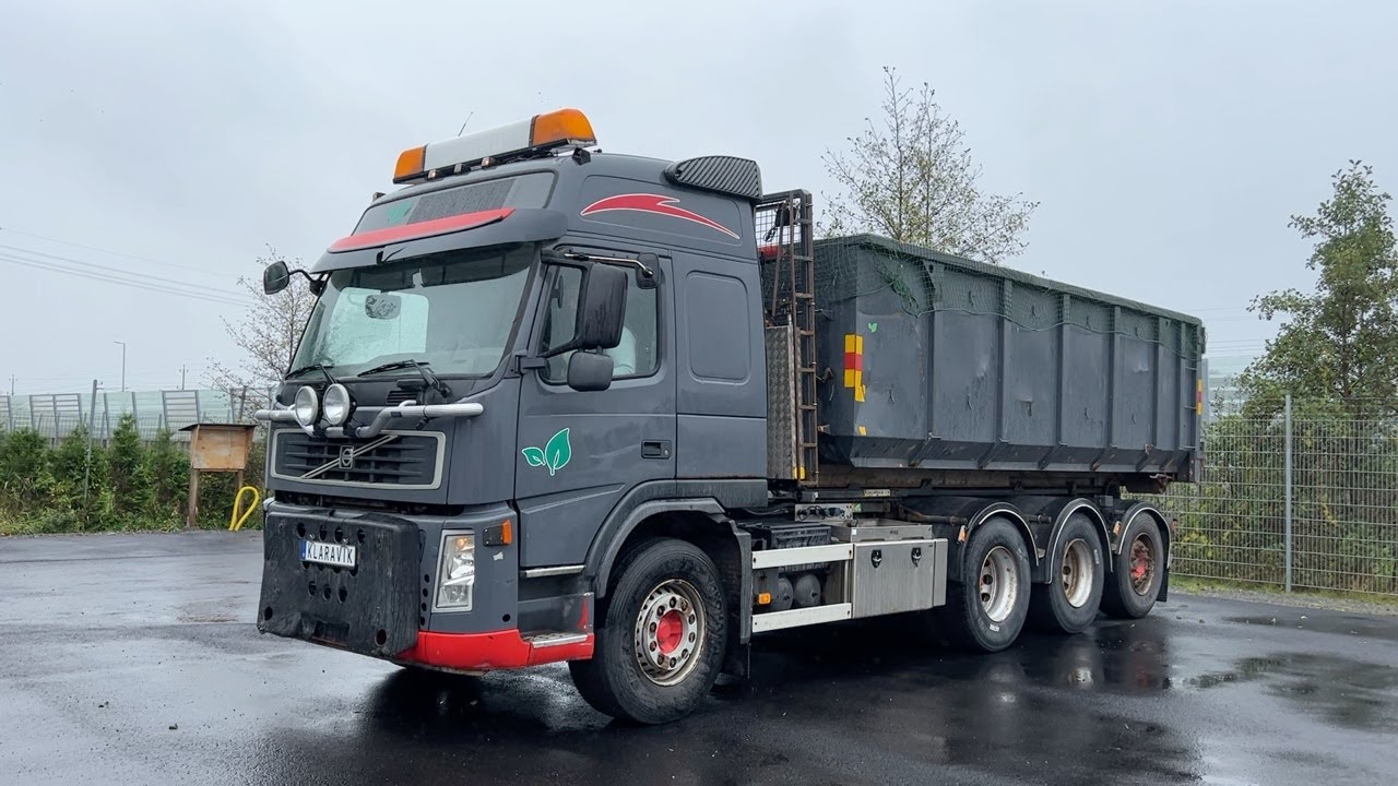 Köp Lastväxlare Volvo FM D13 8x4 med flak på Klaravik - YouTube