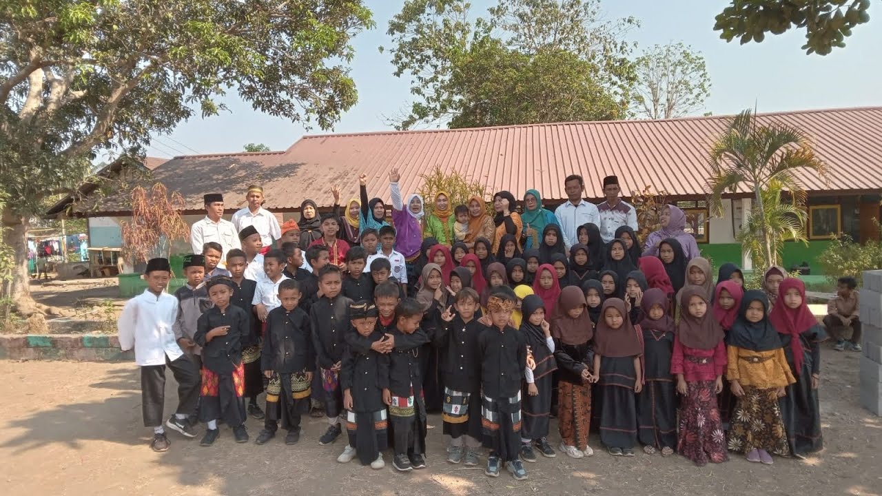 Tindak Lanjut RTL literasi - SDN 13 Manggelewa - YouTube