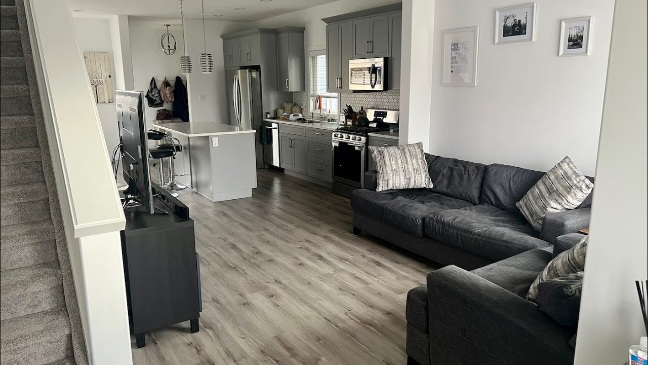 Edmonton Infill | Income Suite Potential - YouTube