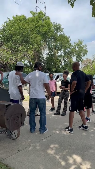 OG EAST COAST CRIP LA Ron does back to school giveaway for kids - YouTube