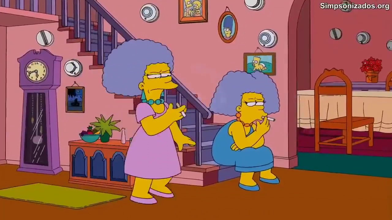 Patty y Selma Fuman en la casa - YouTube