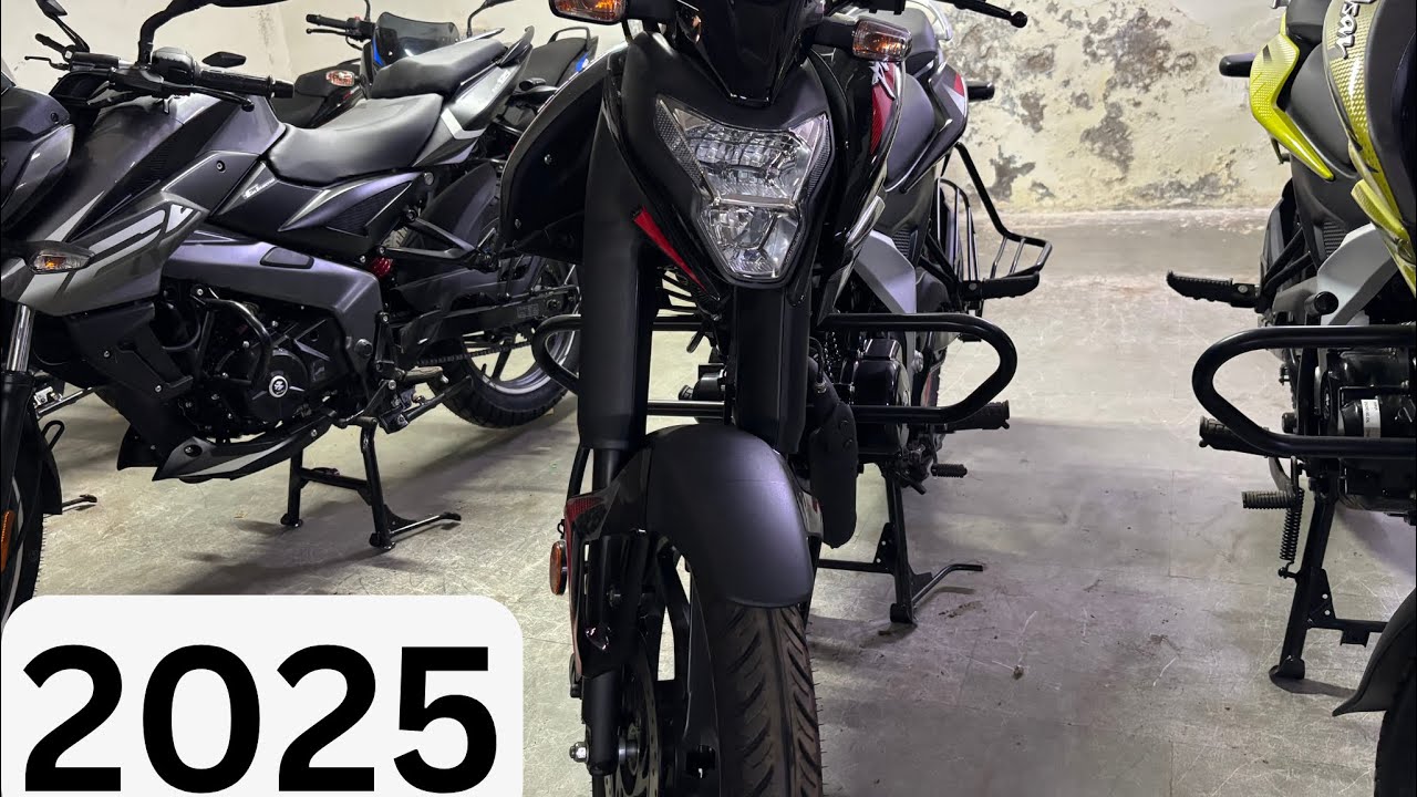 Bajaj Pulsar N125 | Base model | on-road, mileage, all details | black ...