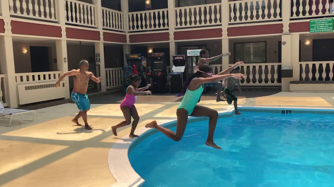 PRANK POOL RACE FOR THE CHILDREN - YouTube