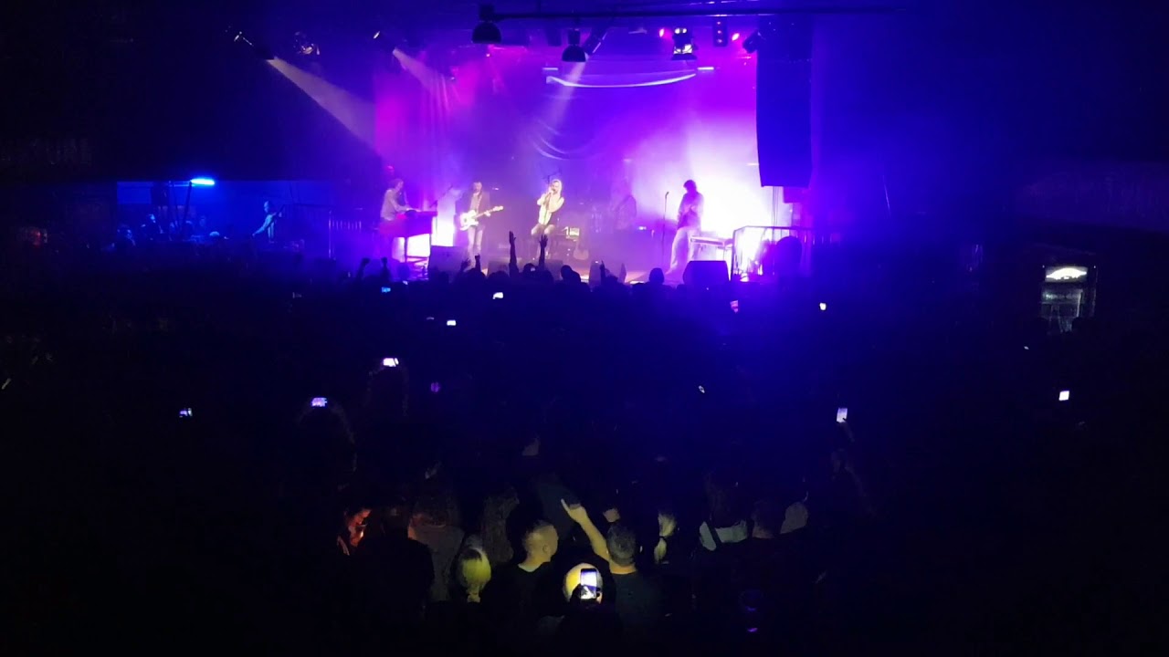 *LIVE* Teške Boje Goran Bare & Majke - Tvornica 7.10.2017 - YouTube