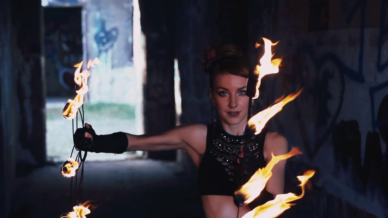 Serpentine Studios - Monique Fire fans demo - YouTube