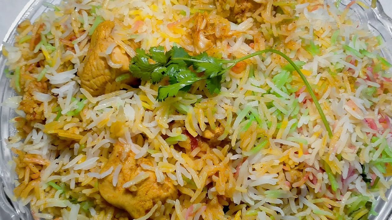 Rangeen Chicken Biryani banane ka tarika | Colourful Biryani Recipe by cooks corner secrets ...