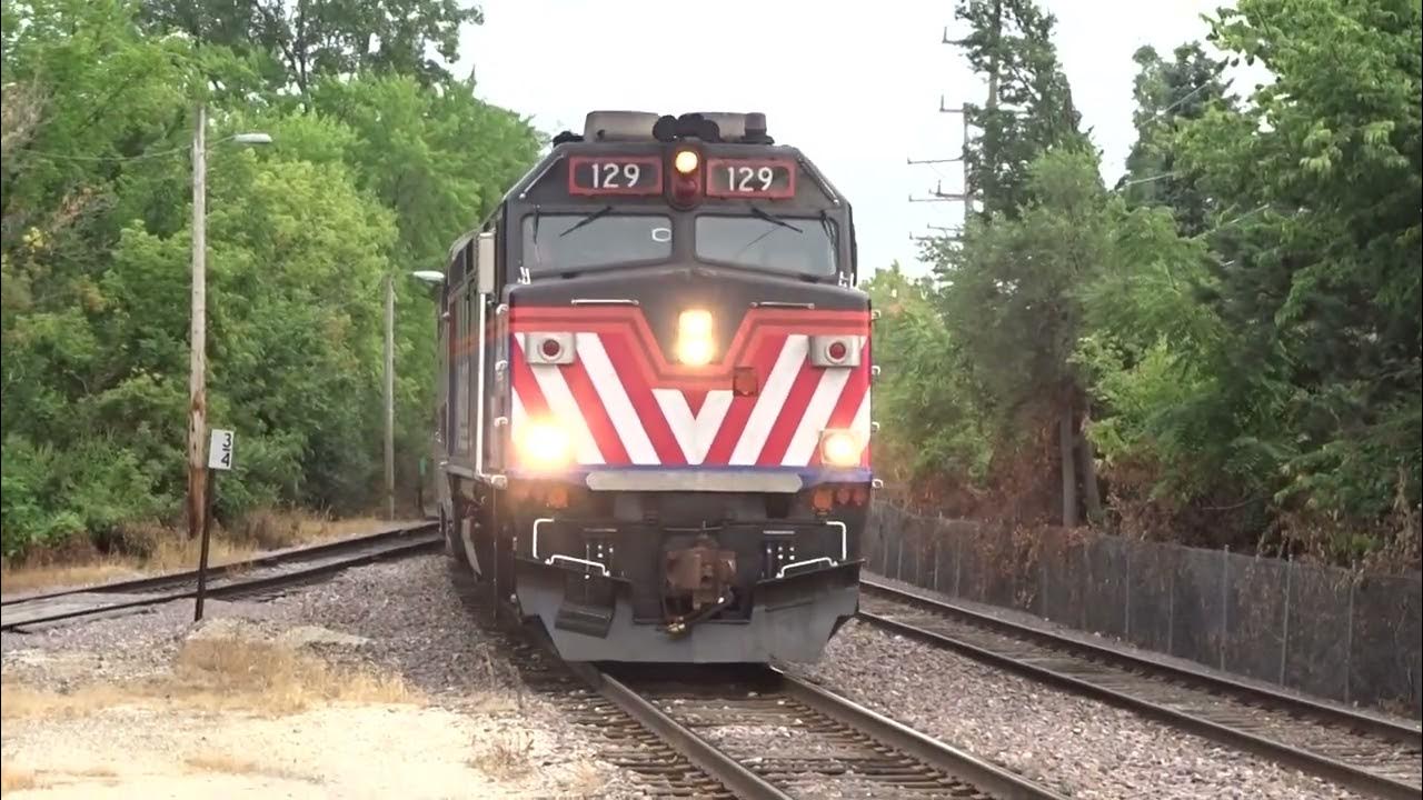 metra-129-backing-up-to-go-to-the-track-number-2-youtube