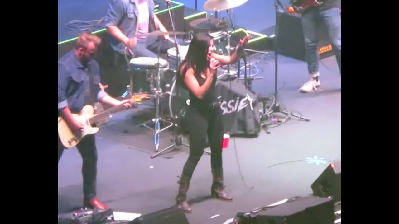 Jesse G Live in Las Vegas - Heartbreaker - YouTube