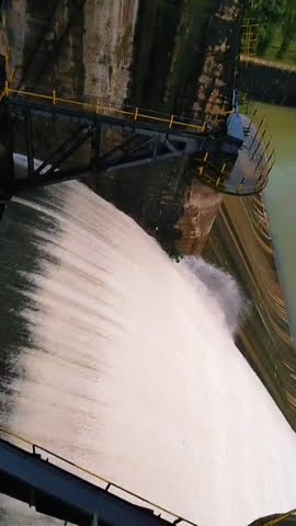 linganamakki dam realise water/sharavathi - YouTube