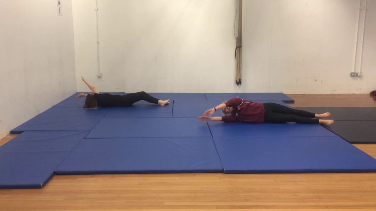 GYMNASTICS ROUTINE- ROLLING SECTION- Jess&Gabby - YouTube