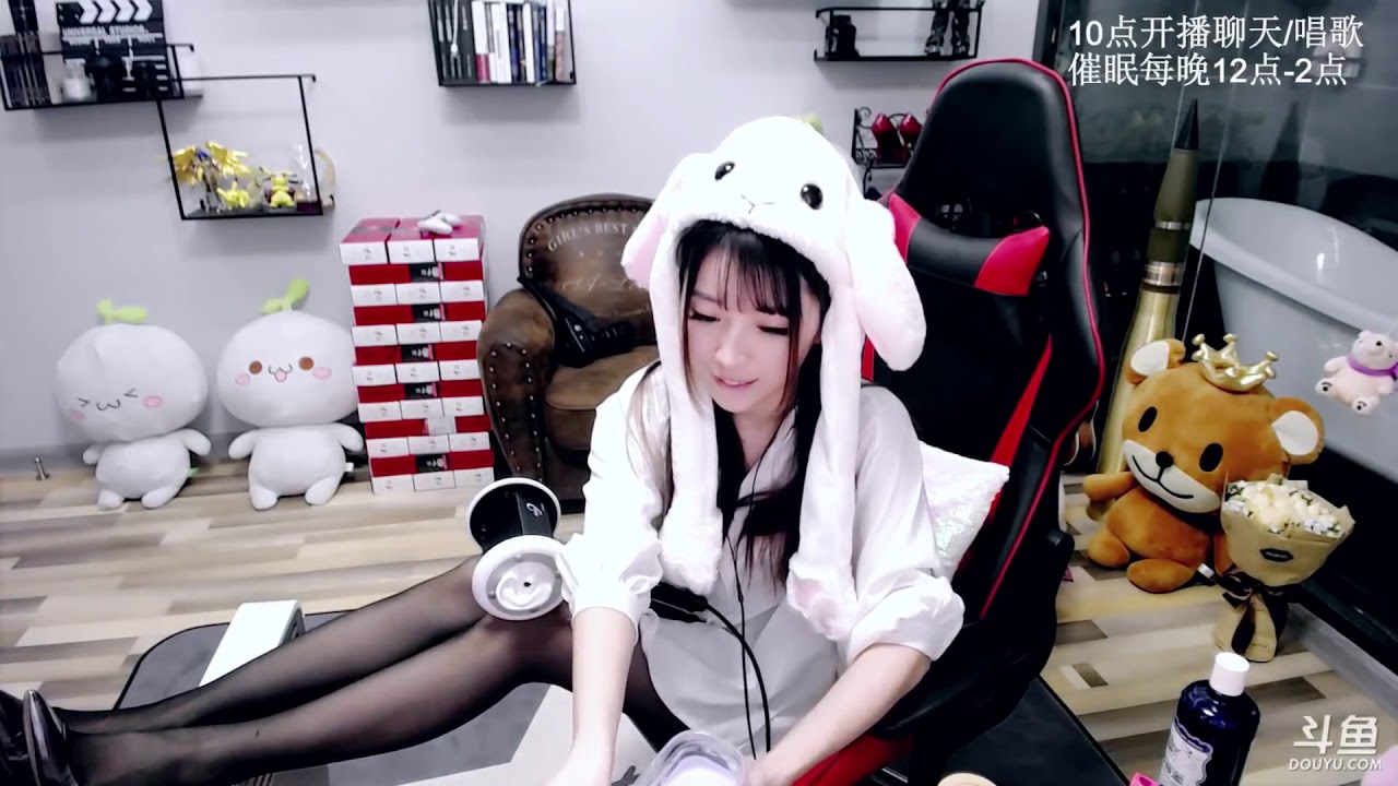 ASMR LUNA 🌛小女巫露娜 ASMR Sleep Intense Mouth Sounds No Talking #7 - YouTube