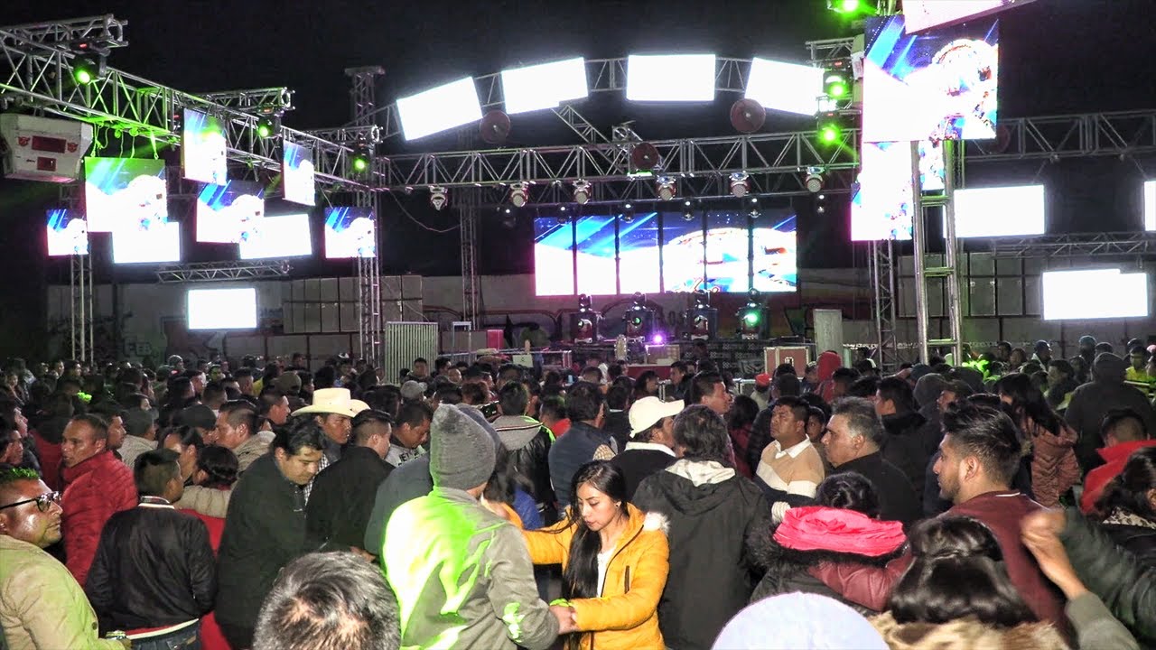 LA RUMBA FAMOSA ~ UNA CUMBIA DE PUEBLA, DISCO MOVIL KENWORTH ~ SAN ...