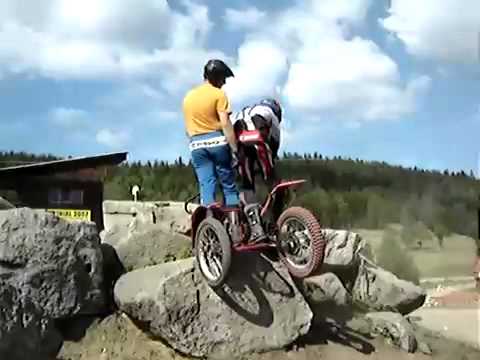 Trial Sidecar Jump extreme - YouTube