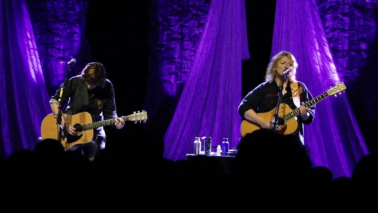 Indigo Girls - Fill It Up Again - YouTube