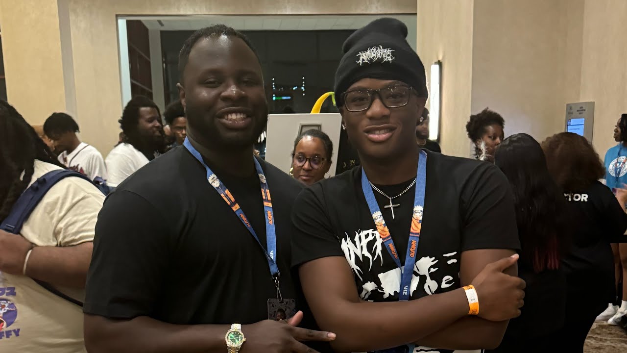 OneHugeBond in TX Vlog!! (DreamCon 2024) - YouTube