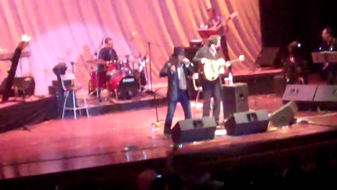 Raul Ornelas / Lazcano Malo - Sirena (Par de Granujas) 2011 - YouTube