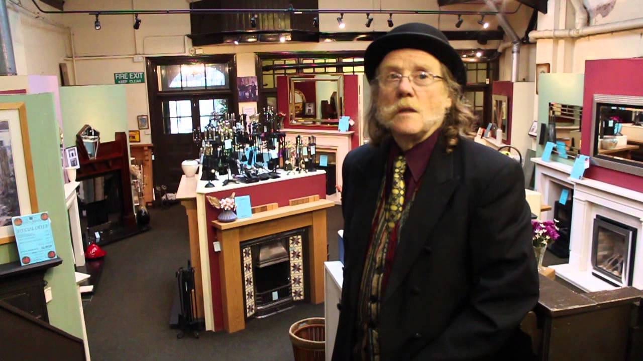 Fireplace Heaven by a quintessential Englishman - YouTube