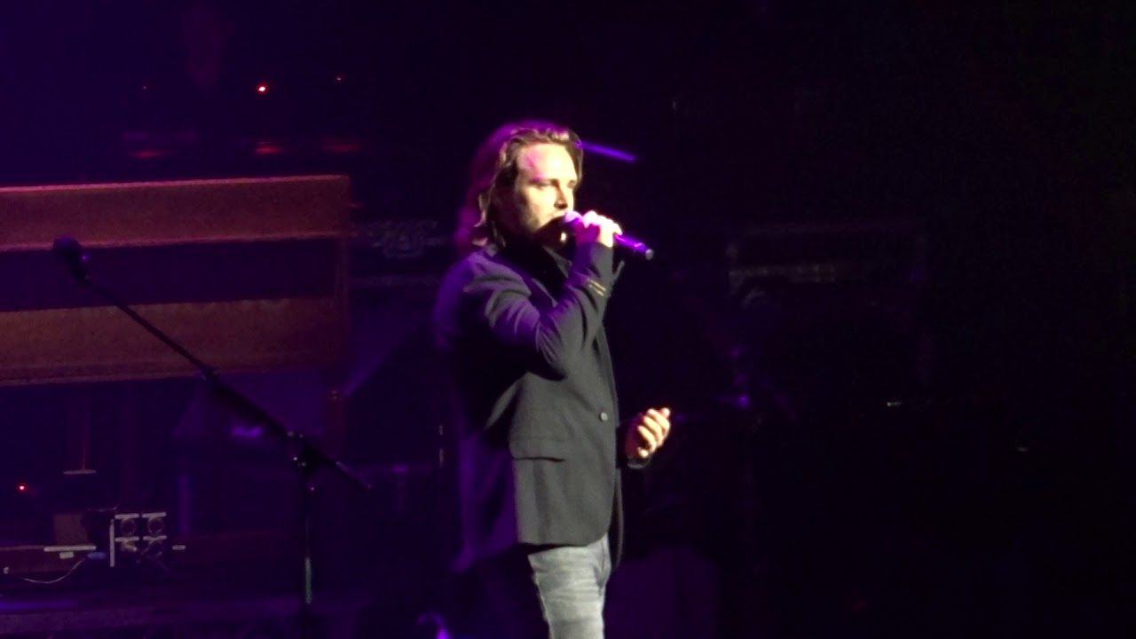 Jonathan Jackson - Unchained Melody (LIVE) - YouTube