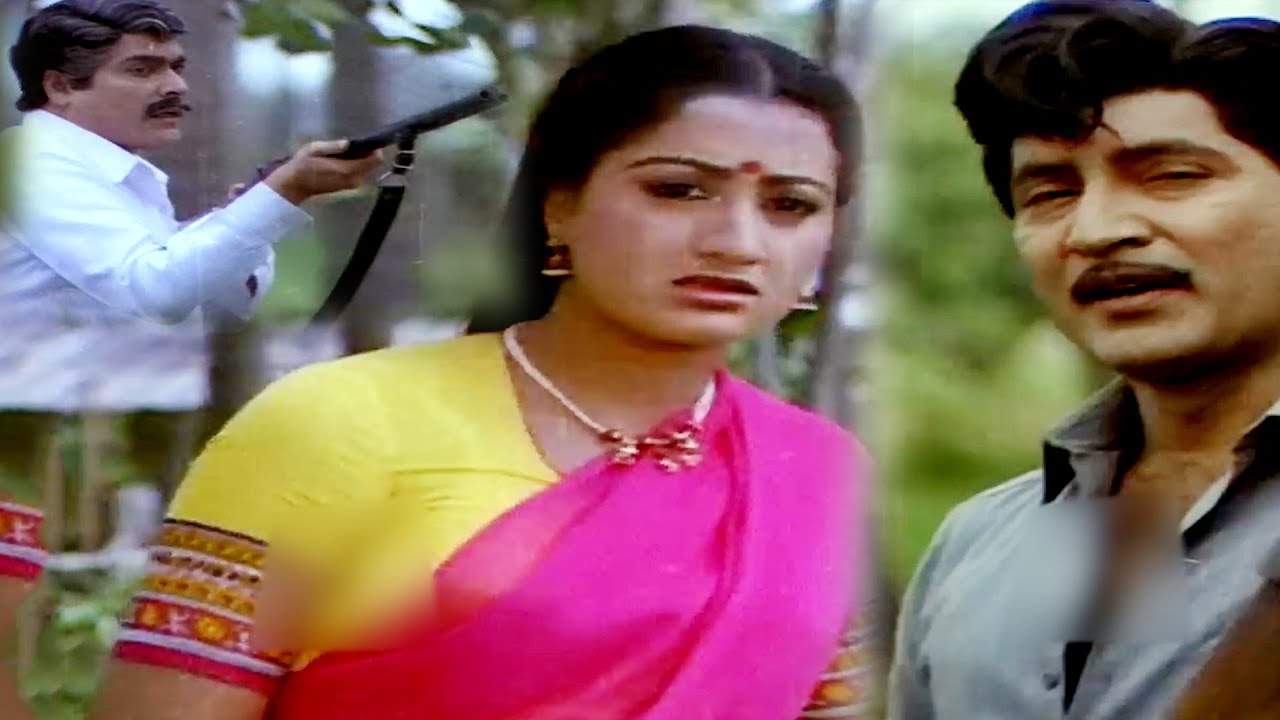 Sobhan Babu Fight To Saves Sumalatha From Villans || Jakkie Movie ...