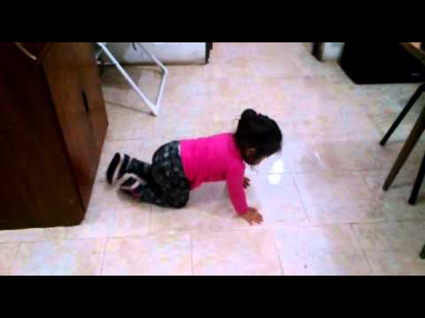 DELFI PRACTICANDO BREAKDANCE!!! LA PRINCESITA ICR CREW!!! - YouTube