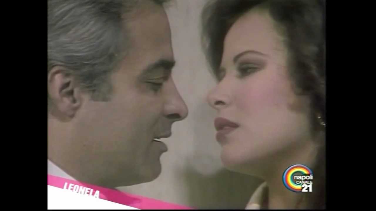 Leonela (1984) - Leonela prova a superare il suo trauma con Pedro Luis ...