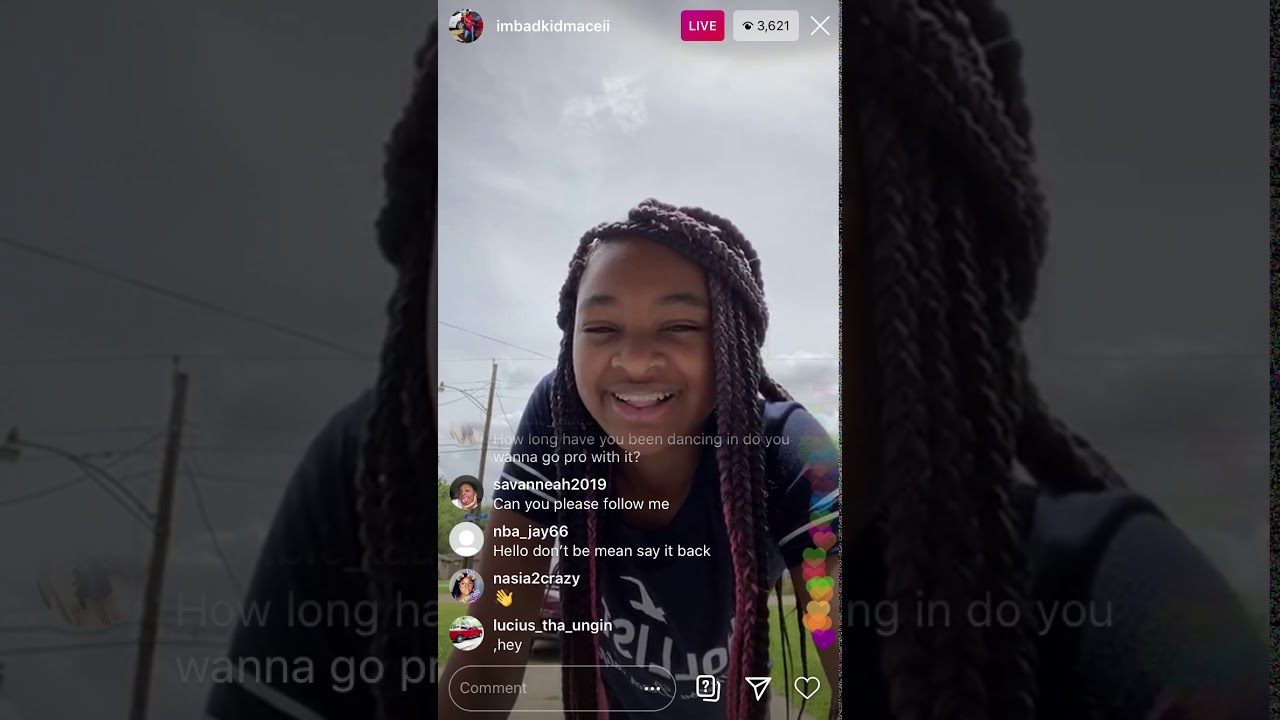 Bad kid macei dancing on live - YouTube